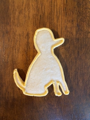 How to Easily Decorate Puppy Themed Party Cookies!