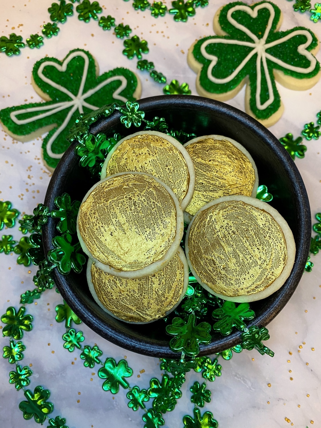 Fun St. Patrick's Day Dessert: Gold Coin Cookies | Buttercream Parties