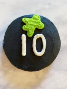 How to Make Fun Glow Party Cookies with Buttercream Icing