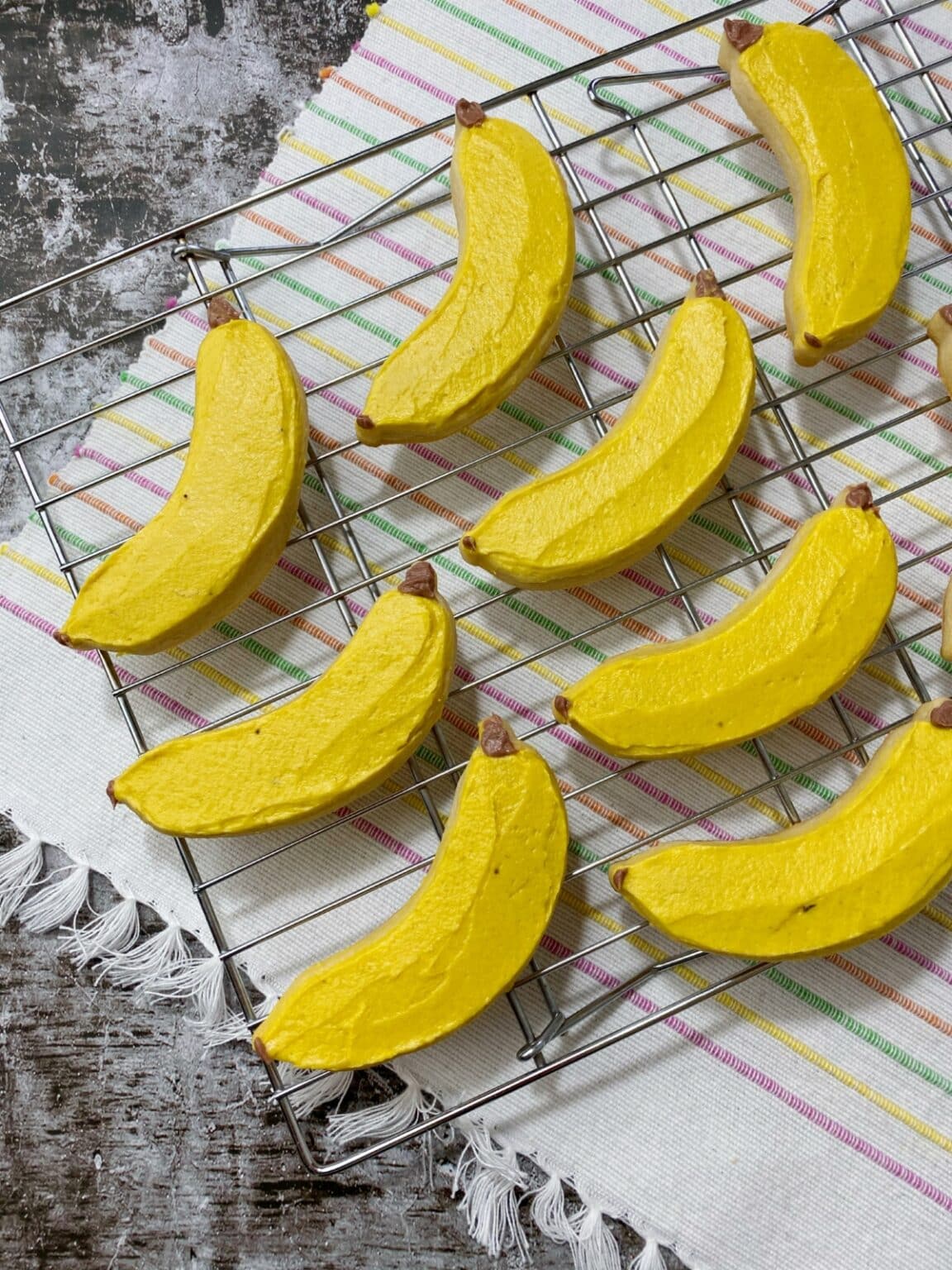 Homemade Banana Buttercream Frosting with Real Banana