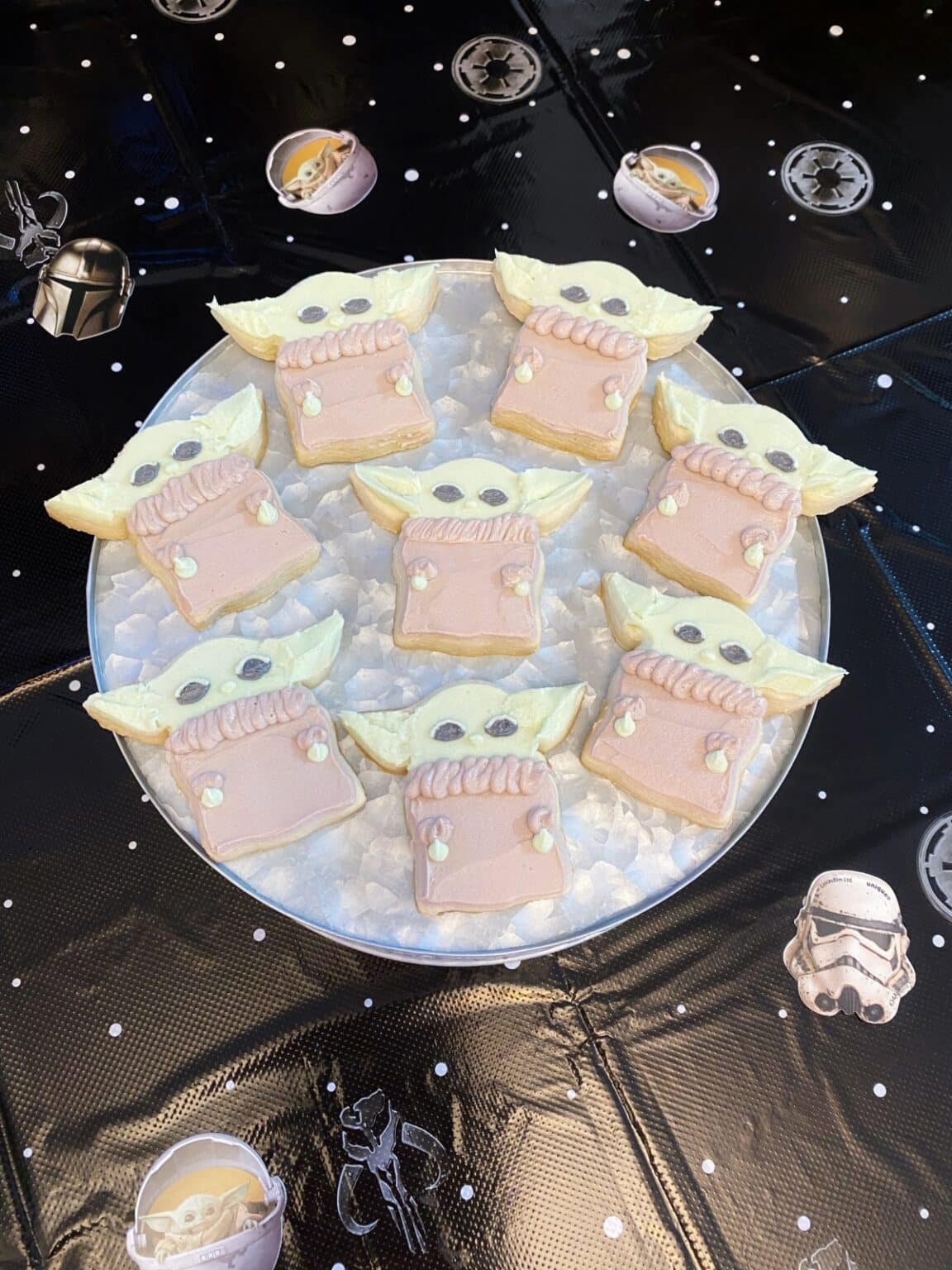 How to Decorate Baby Yoda Sugar Cookies