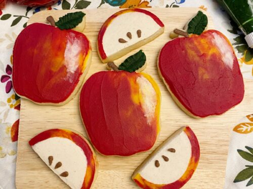 How to Decorate Buttercream Sugar Cookies for Parties