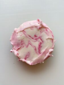 How to Easily Make Marble Buttercream Frosting Cookies