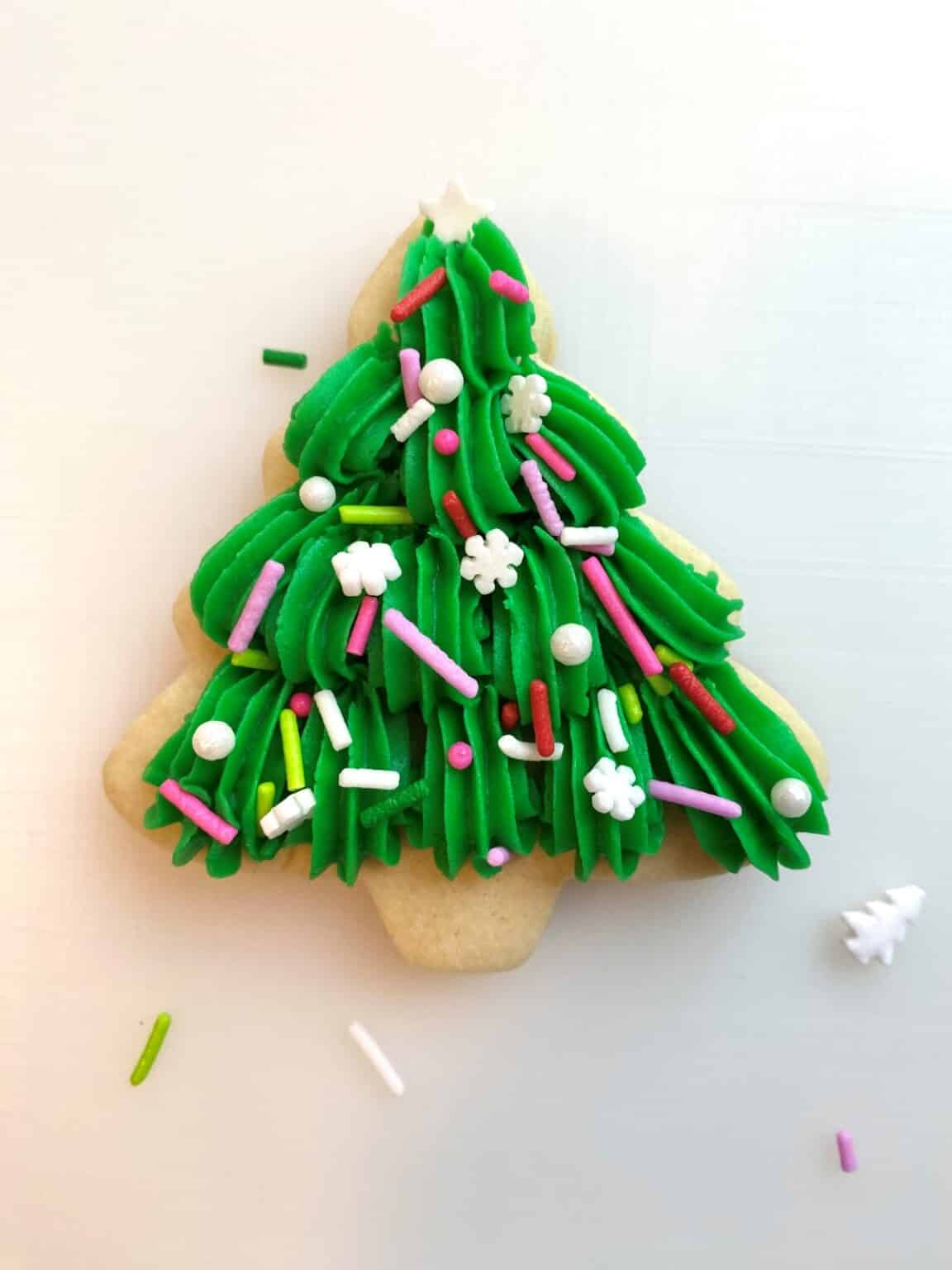 Peppermint Christmas Cookies | Buttercream Parties