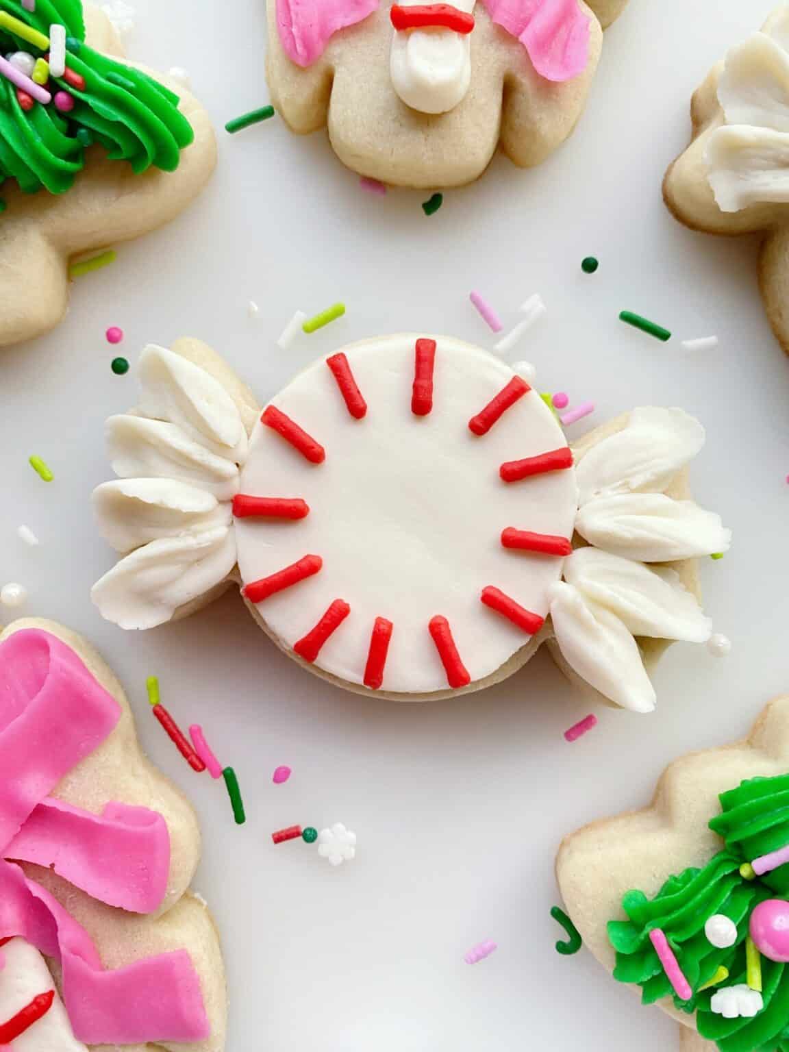 Peppermint Christmas Cookies | Buttercream Parties